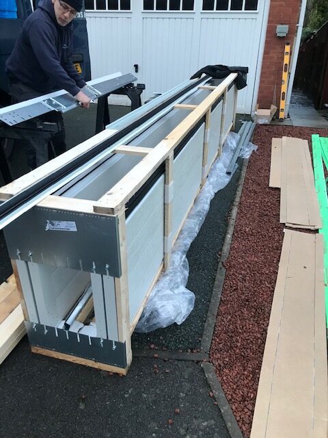 Step by Step Installation of a Side Sprung Wisniowski Sectional Garage ...